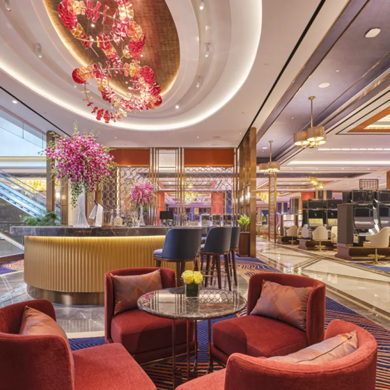 Dragon Bar | Solaire Resort North